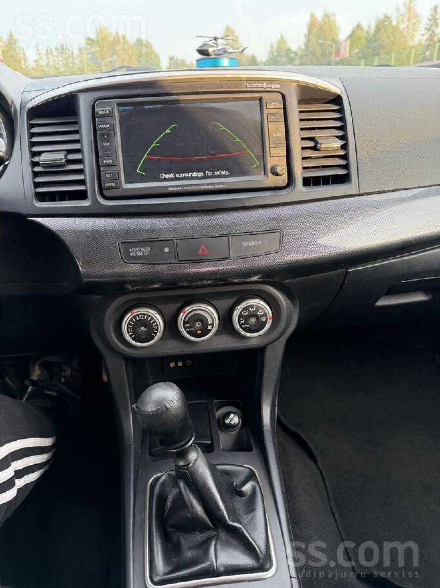 Zils Mitsubishi Lancer 2008 Jēkabpils, ar dzinēja tilpumu 2.00 L un nobraukumu 268 tūkst. km par 1800 €, foto 11 vietnē AUTOMOTO.COM.LV