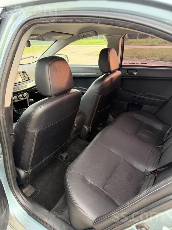Zils Mitsubishi Lancer 2008 Jēkabpils, ar dzinēja tilpumu 2.00 L un nobraukumu 268 tūkst. km par 1800 €, foto 7 vietnē AUTOMOTO.COM.LV