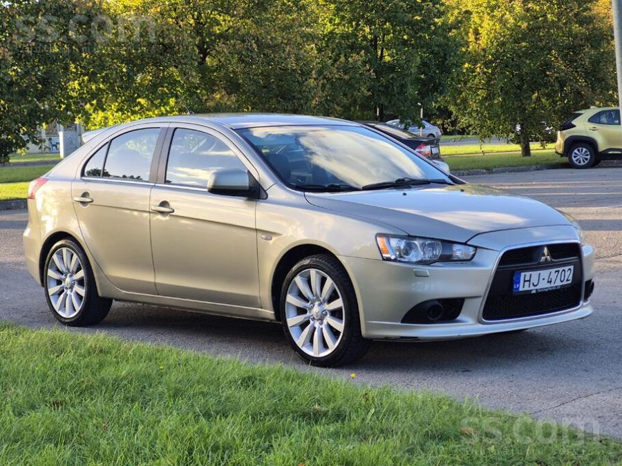 Brūns Mitsubishi Lancer 2009 Rīga, ar dzinēja tilpumu 1.80 L un nobraukumu 260 tūkst. km par 3200 €, foto 4 vietnē AUTOMOTO.COM.LV