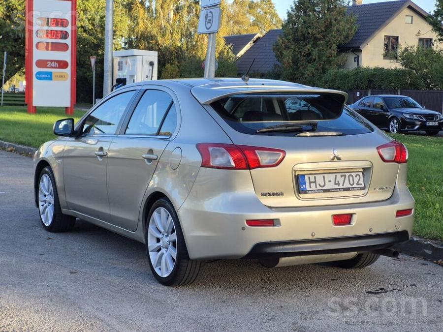 Brūns Mitsubishi Lancer 2009 Rīga, ar dzinēja tilpumu 1.80 L un nobraukumu 260 tūkst. km par 3200 €, foto 5 vietnē AUTOMOTO.COM.LV