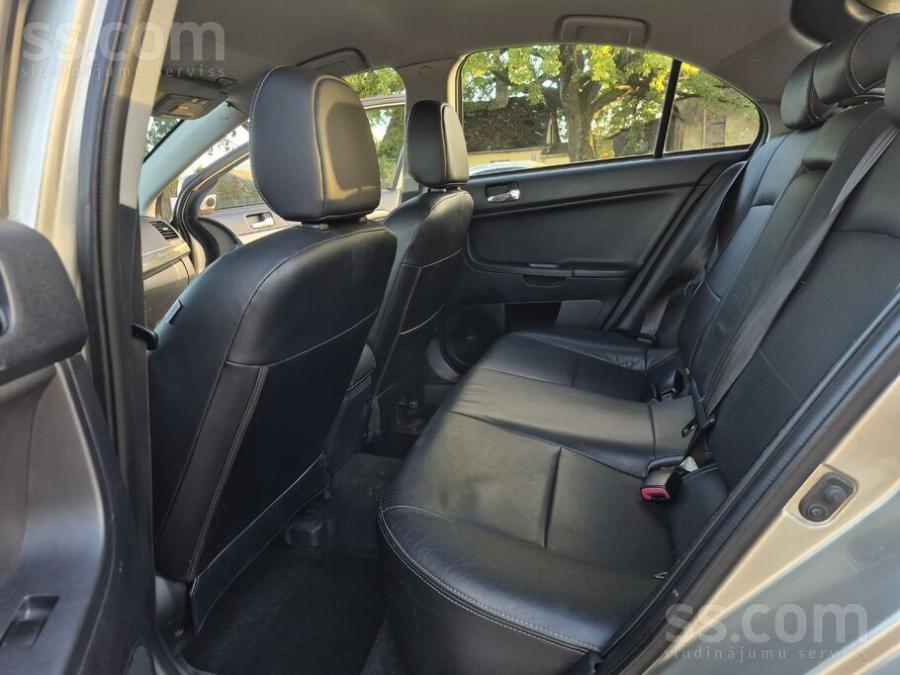 Brūns Mitsubishi Lancer 2009 Rīga, ar dzinēja tilpumu 1.80 L un nobraukumu 260 tūkst. km par 3200 €, foto 12 vietnē AUTOMOTO.COM.LV
