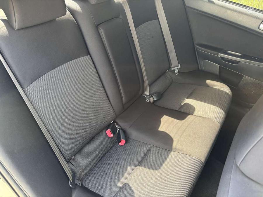 Brūns Mitsubishi Lancer 2009 Viļņa, ar dzinēja tilpumu 1.80 L un nobraukumu 200 tūkst. km par 3000 €, foto 15 vietnē AUTOMOTO.COM.LV