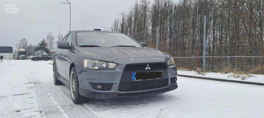 Mitsubishi Lancer 2008 in Vilnius, with an engine capacity of 2.00 L and mileage of 245 thousand km for 4000 €, photo 5 on AUTOMOTO.COM.LV
