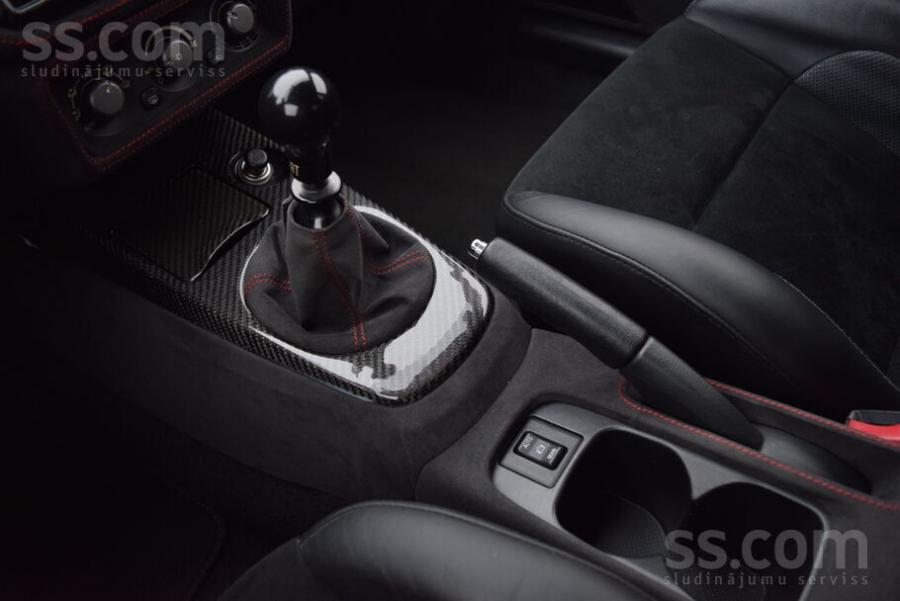 Black Mitsubishi lancer-evolution 2005 in Riga, with an engine capacity of 2.00 L and mileage of 133 thousand km for 34900 €, photo 6 on AUTOMOTO.COM.LV