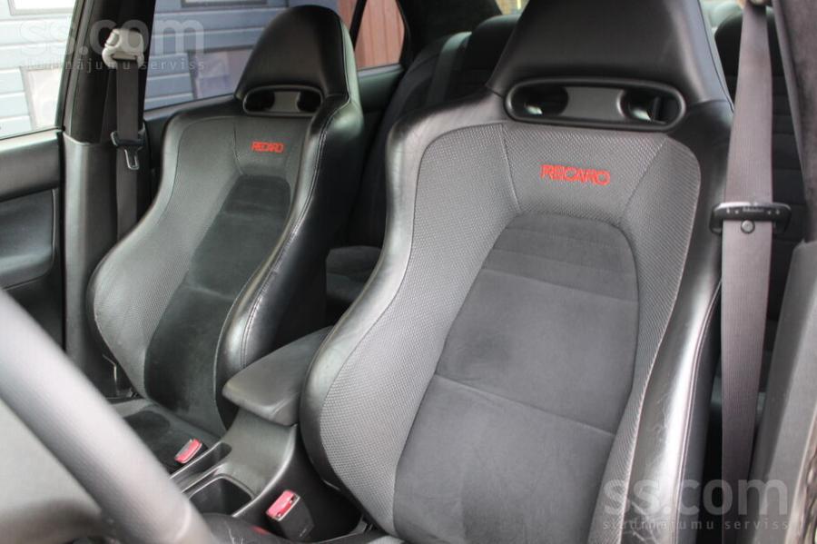 Melns Mitsubishi lancer-evolution 2006 Rīga, ar dzinēja tilpumu 2.00 L un nobraukumu 187 tūkst. km par 44950 €, foto 10 vietnē AUTOMOTO.COM.LV