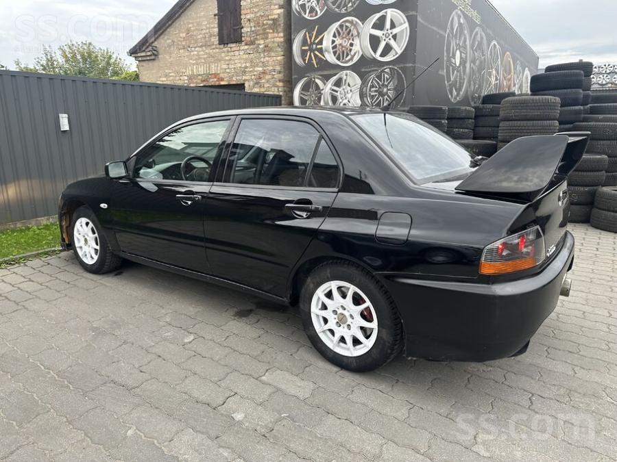 Melns Mitsubishi lancer-evolution 2006 Jelgava, ar dzinēja tilpumu 2.00 L un nobraukumu 87 tūkst. km par 17900 €, foto 9 vietnē AUTOMOTO.COM.LV