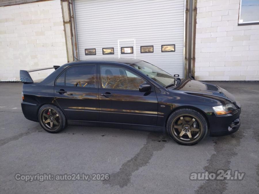 Black Mitsubishi lancer-evolution 2007 in Tallinn, with an engine capacity of 2.00 L and mileage of 192 thousand km for 27000 €, photo 4 on AUTOMOTO.COM.LV