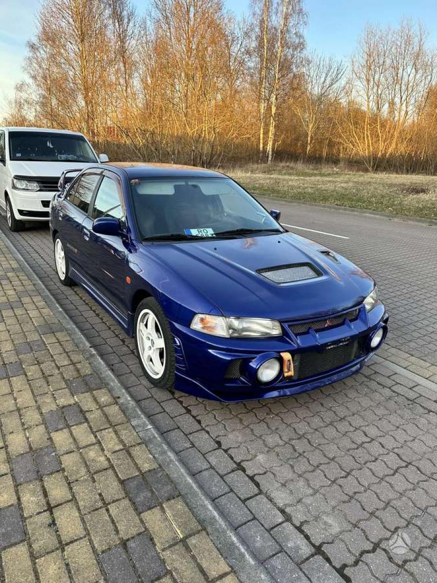 Blue Mitsubishi lancer-evolution 1996 in Ventspils, with an engine capacity of 0.00 L and mileage of 121 thousand km for 21500 €, photo 7 on AUTOMOTO.COM.LV