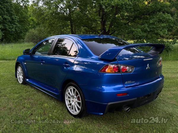 Zils Mitsubishi lancer-evolution 2012 Tallina, ar dzinēja tilpumu 2.00 L un nobraukumu 128 tūkst. km par 15579 €, foto 4 vietnē AUTOMOTO.COM.LV