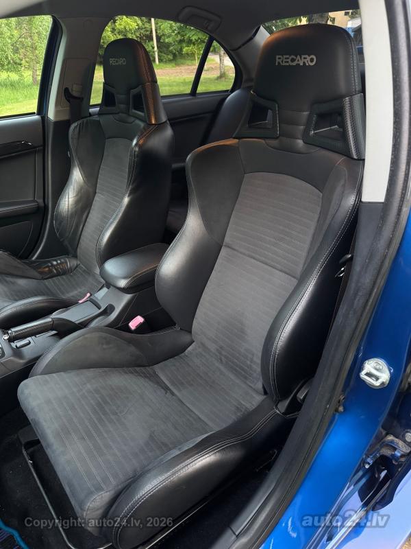Zils Mitsubishi lancer-evolution 2012 Tallina, ar dzinēja tilpumu 2.00 L un nobraukumu 128 tūkst. km par 15579 €, foto 8 vietnē AUTOMOTO.COM.LV