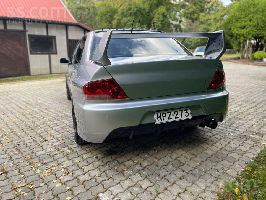 Pelēks Mitsubishi lancer-evolution 2004 Jūrmala, ar dzinēja tilpumu 2.00 L un nobraukumu 280 tūkst. km par 32500 €, foto 5 vietnē AUTOMOTO.COM.LV