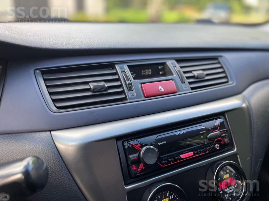 Pelēks Mitsubishi lancer-evolution 2004 Jūrmala, ar dzinēja tilpumu 2.00 L un nobraukumu 280 tūkst. km par 32500 €, foto 6 vietnē AUTOMOTO.COM.LV