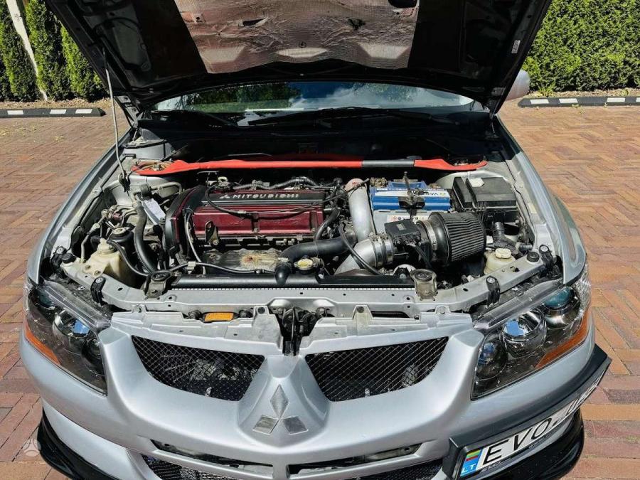 Pelēks Mitsubishi lancer-evolution 2005 Viļņa, ar dzinēja tilpumu 2.00 L un nobraukumu 131 tūkst. km par 38000 €, foto 15 vietnē AUTOMOTO.COM.LV