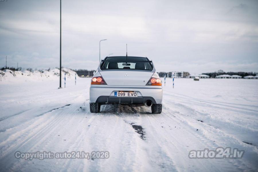 Pelēks Mitsubishi lancer-evolution 2006 Tallina, ar dzinēja tilpumu 2.00 L un nobraukumu 145 tūkst. km par 38000 €, foto 6 vietnē AUTOMOTO.COM.LV