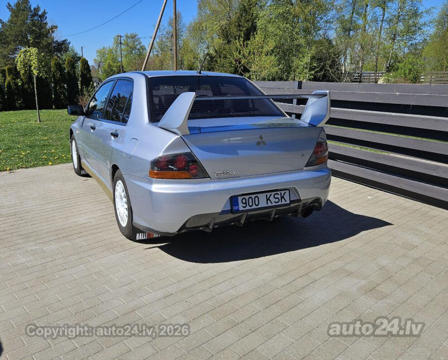 Pelēks Mitsubishi lancer-evolution 2006 Tallina, ar dzinēja tilpumu 2.00 L un nobraukumu 212 tūkst. km par 40900 €, foto 2 vietnē AUTOMOTO.COM.LV