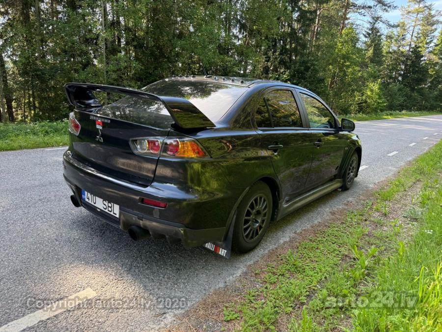 Grey Mitsubishi lancer-evolution 2011 in Tallinn, with an engine capacity of 2.00 L and mileage of 254 thousand km for 26900 €, photo 7 on AUTOMOTO.COM.LV