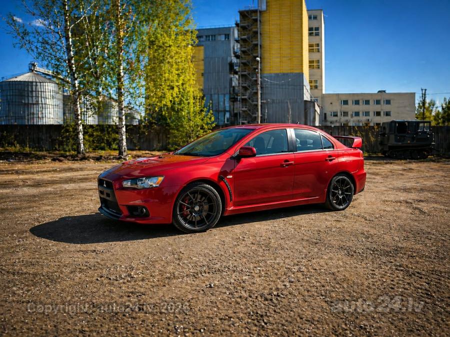 Красный Мицубиси Лансер Эволюшн 2010 в Таллин, объемом двигателя 2.00 л и пробегом 44 тыс. км за 33480 €, фото 1 на AUTOMOTO.COM.LV