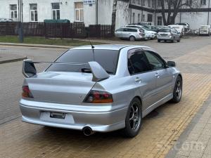 Mitsubishi lancer-evolution 2005 in Riga, with an engine capacity of 2.00 L and mileage of 166 thousand km for 25900 €, photo 5 on AUTOMOTO.COM.LV