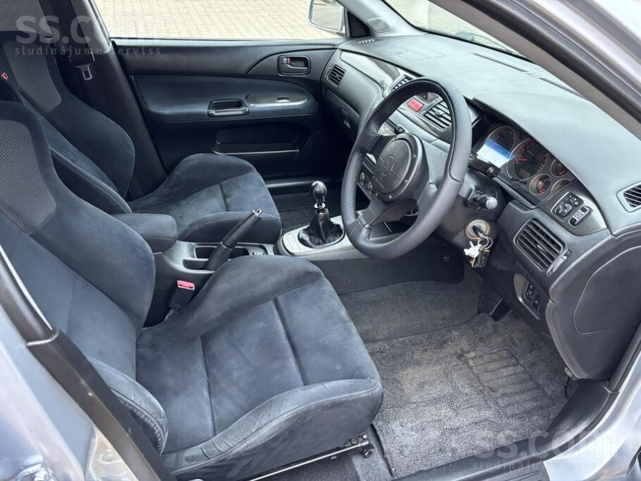 Mitsubishi lancer-evolution 2005 in Riga, with an engine capacity of 2.00 L and mileage of 166 thousand km for 25900 €, photo 13 on AUTOMOTO.COM.LV