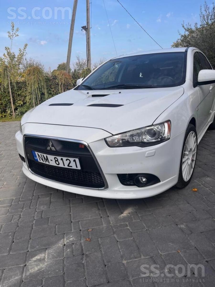 Balts Mitsubishi lancer-evolution 2011 Jelgava, ar dzinēja tilpumu 2.00 L un nobraukumu 130 tūkst. km par 11501 €, foto 1 vietnē AUTOMOTO.COM.LV