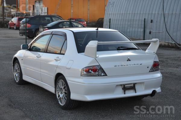 Balts Mitsubishi lancer-evolution 2002 Rīga, ar dzinēja tilpumu 2.00 L un nobraukumu 160 tūkst. km par 14500 €, foto 3 vietnē AUTOMOTO.COM.LV