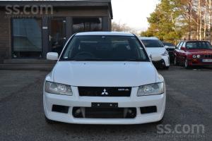 Balts Mitsubishi lancer-evolution 2002 Rīga, ar dzinēja tilpumu 2.00 L un nobraukumu 160 tūkst. km par 14500 €, foto 8 vietnē AUTOMOTO.COM.LV