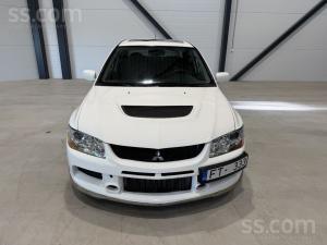 Balts Mitsubishi lancer-evolution 2005 Rīga, ar dzinēja tilpumu 2.00 L un nobraukumu 55 tūkst. km par 36999 €, foto 3 vietnē AUTOMOTO.COM.LV