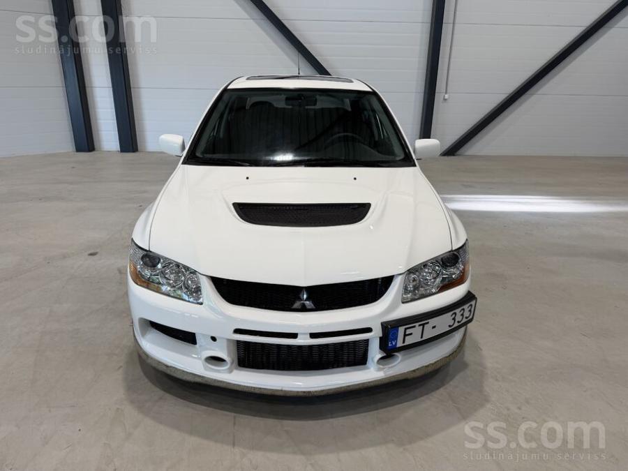 Balts Mitsubishi lancer-evolution 2005 Rīga, ar dzinēja tilpumu 2.00 L un nobraukumu 55 tūkst. km par 36999 €, foto 3 vietnē AUTOMOTO.COM.LV