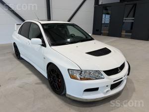 Balts Mitsubishi lancer-evolution 2005 Rīga, ar dzinēja tilpumu 2.00 L un nobraukumu 55 tūkst. km par 36999 €, foto 4 vietnē AUTOMOTO.COM.LV