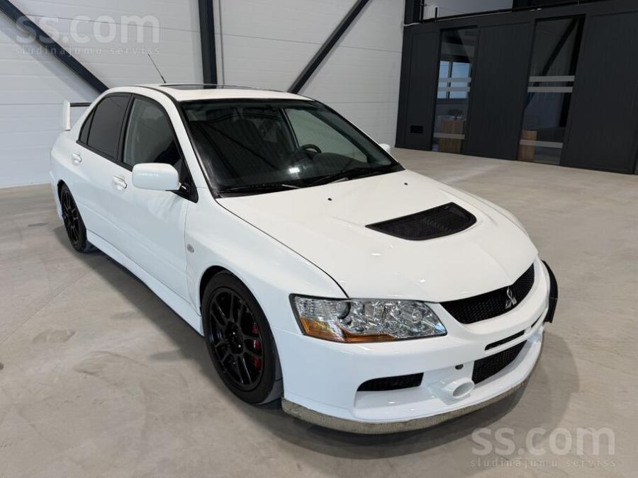 Balts Mitsubishi lancer-evolution 2005 Rīga, ar dzinēja tilpumu 2.00 L un nobraukumu 55 tūkst. km par 36999 €, foto 4 vietnē AUTOMOTO.COM.LV