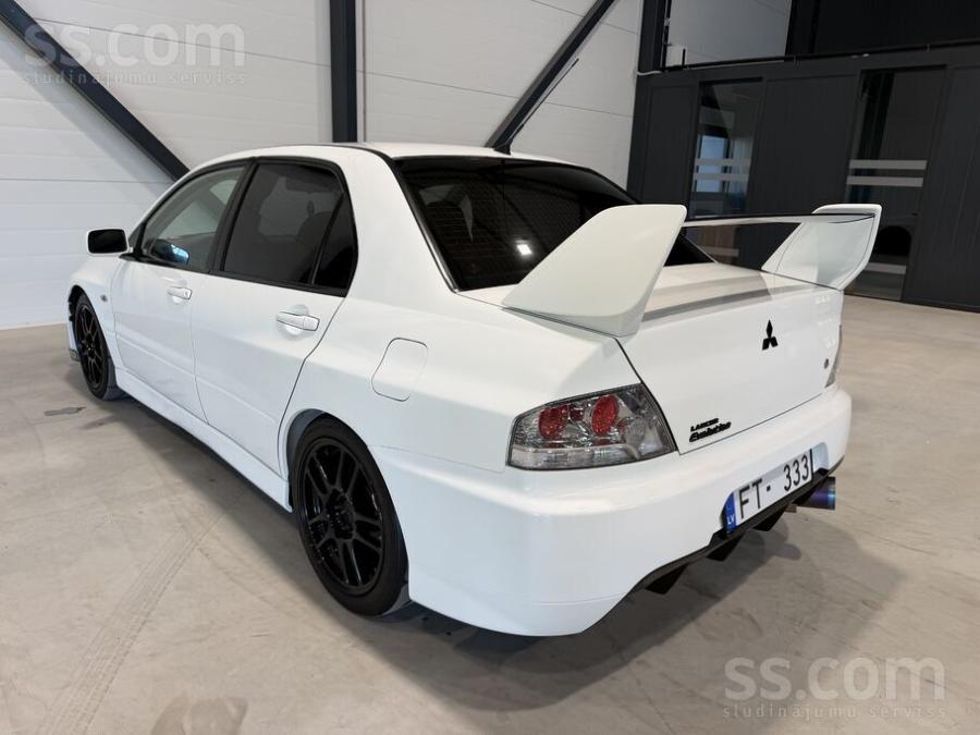 Balts Mitsubishi lancer-evolution 2005 Rīga, ar dzinēja tilpumu 2.00 L un nobraukumu 55 tūkst. km par 36999 €, foto 5 vietnē AUTOMOTO.COM.LV