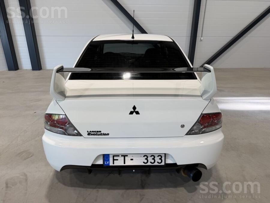 Balts Mitsubishi lancer-evolution 2005 Rīga, ar dzinēja tilpumu 2.00 L un nobraukumu 55 tūkst. km par 36999 €, foto 6 vietnē AUTOMOTO.COM.LV