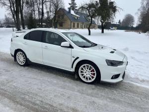 Balts Mitsubishi lancer-evolution 2008 Kauņa, ar dzinēja tilpumu 2.00 L un nobraukumu 196 tūkst. km par 29500 €, foto 4 vietnē AUTOMOTO.COM.LV