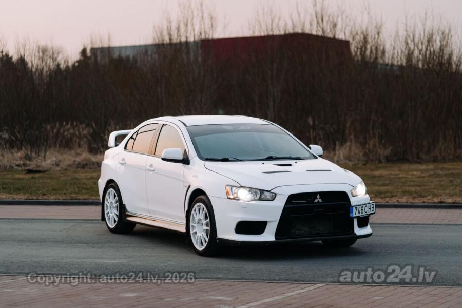 Balts Mitsubishi lancer-evolution 2012 Tallina, ar dzinēja tilpumu 2.00 L un nobraukumu 127 tūkst. km par 42900 €, foto 1 vietnē AUTOMOTO.COM.LV