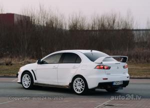 Balts Mitsubishi lancer-evolution 2012 Tallina, ar dzinēja tilpumu 2.00 L un nobraukumu 127 tūkst. km par 42900 €, foto 5 vietnē AUTOMOTO.COM.LV