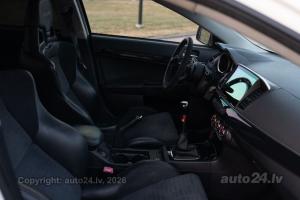 Balts Mitsubishi lancer-evolution 2012 Tallina, ar dzinēja tilpumu 2.00 L un nobraukumu 127 tūkst. km par 42900 €, foto 12 vietnē AUTOMOTO.COM.LV