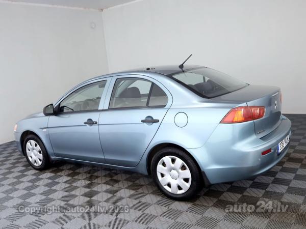 Zaļš Mitsubishi Lancer 2008 Tallina, ar dzinēja tilpumu 1.50 L un nobraukumu 129 tūkst. km par 2199 €, foto 4 vietnē AUTOMOTO.COM.LV