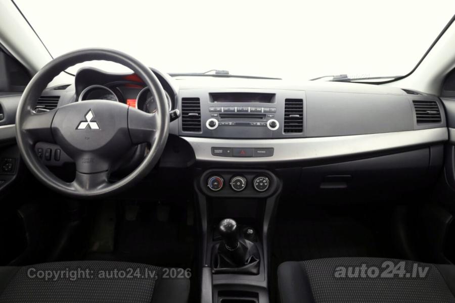 Zaļš Mitsubishi Lancer 2008 Tallina, ar dzinēja tilpumu 1.50 L un nobraukumu 129 tūkst. km par 2199 €, foto 6 vietnē AUTOMOTO.COM.LV