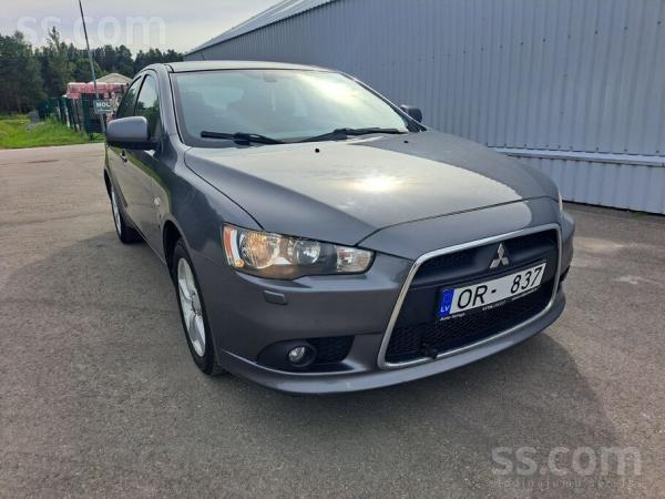 Pelēks Mitsubishi Lancer 2011 Jēkabpils, ar dzinēja tilpumu 1.80 L un nobraukumu 284 tūkst. km par 2800 €, foto 1 vietnē AUTOMOTO.COM.LV