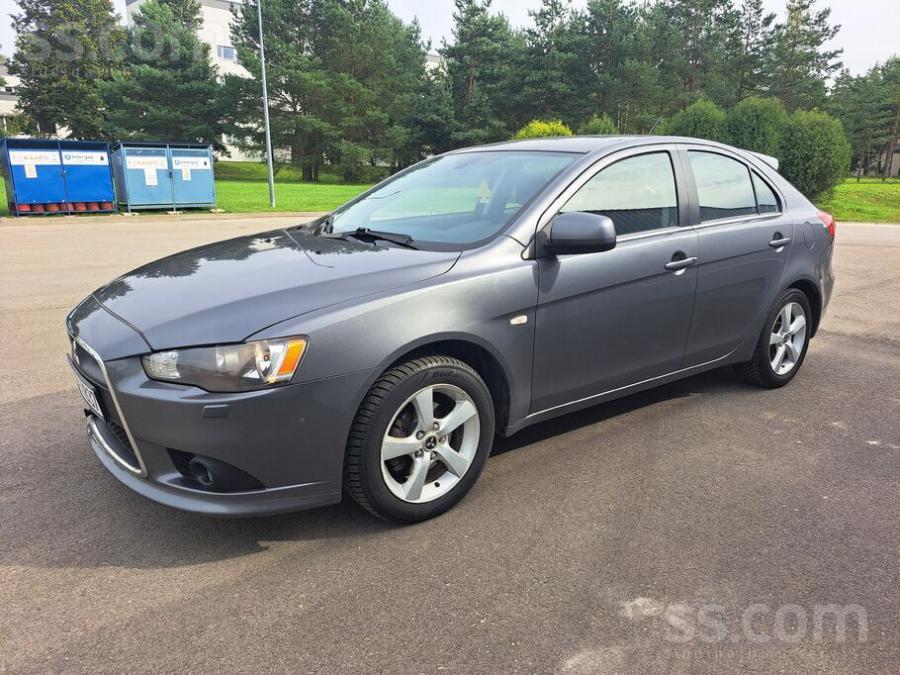 Pelēks Mitsubishi Lancer 2011 Jēkabpils, ar dzinēja tilpumu 1.80 L un nobraukumu 284 tūkst. km par 2800 €, foto 8 vietnē AUTOMOTO.COM.LV