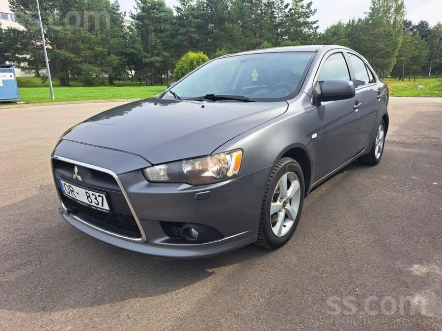 Pelēks Mitsubishi Lancer 2011 Jēkabpils, ar dzinēja tilpumu 1.80 L un nobraukumu 284 tūkst. km par 2800 €, foto 9 vietnē AUTOMOTO.COM.LV