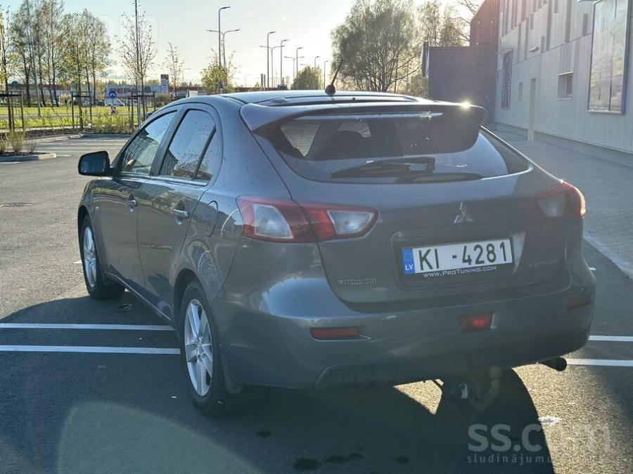 Серый Мицубиси Лансер 2009 в Рига, объемом двигателя 2.00 л и пробегом 255 тыс. км за 2300 €, фото 6 на AUTOMOTO.COM.LV
