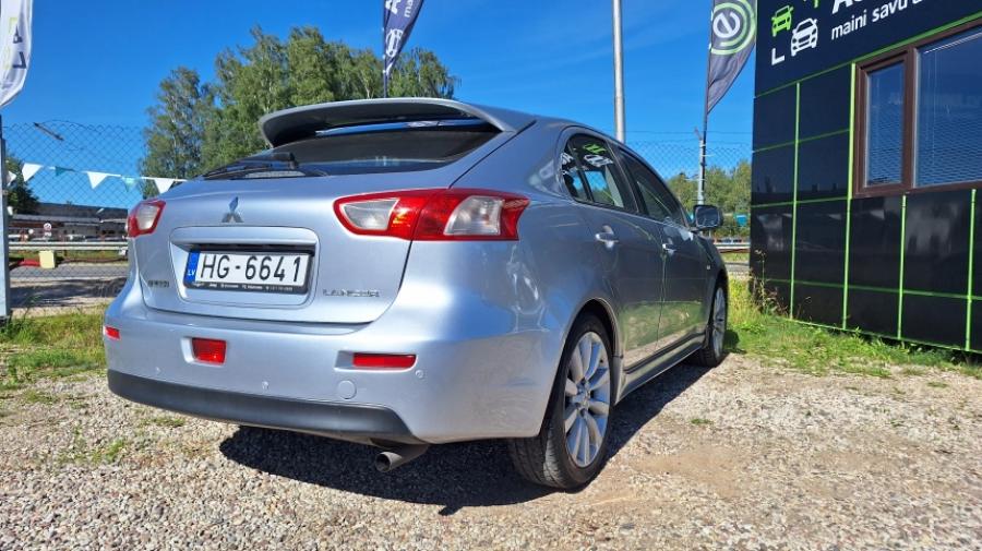 Pelēks Mitsubishi Lancer 2009 Rīga, ar dzinēja tilpumu 1.80 L un nobraukumu 269 tūkst. km par 3290 €, foto 20 vietnē AUTOMOTO.COM.LV