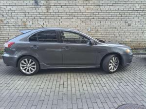 Pelēks Mitsubishi Lancer 2009 Panevēža, ar dzinēja tilpumu 1.97 L un nobraukumu 300 tūkst. km par 3000 €, foto 4 vietnē AUTOMOTO.COM.LV