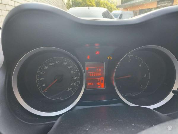 Pelēks Mitsubishi Lancer 2009 Panevēža, ar dzinēja tilpumu 1.97 L un nobraukumu 300 tūkst. km par 3000 €, foto 6 vietnē AUTOMOTO.COM.LV