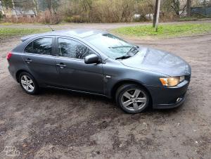 Grey Mitsubishi Lancer 2010 in Vilnius, with an engine capacity of 2.00 L and mileage of 320 thousand km for 1850 €, photo 4 on AUTOMOTO.COM.LV