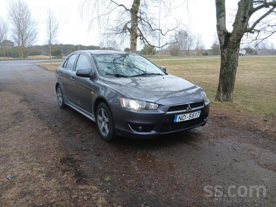 Pelēks Mitsubishi Lancer 2010 Liepāja, ar dzinēja tilpumu 2.00 L un nobraukumu 295 tūkst. km par 2100 €, foto 10 vietnē AUTOMOTO.COM.LV