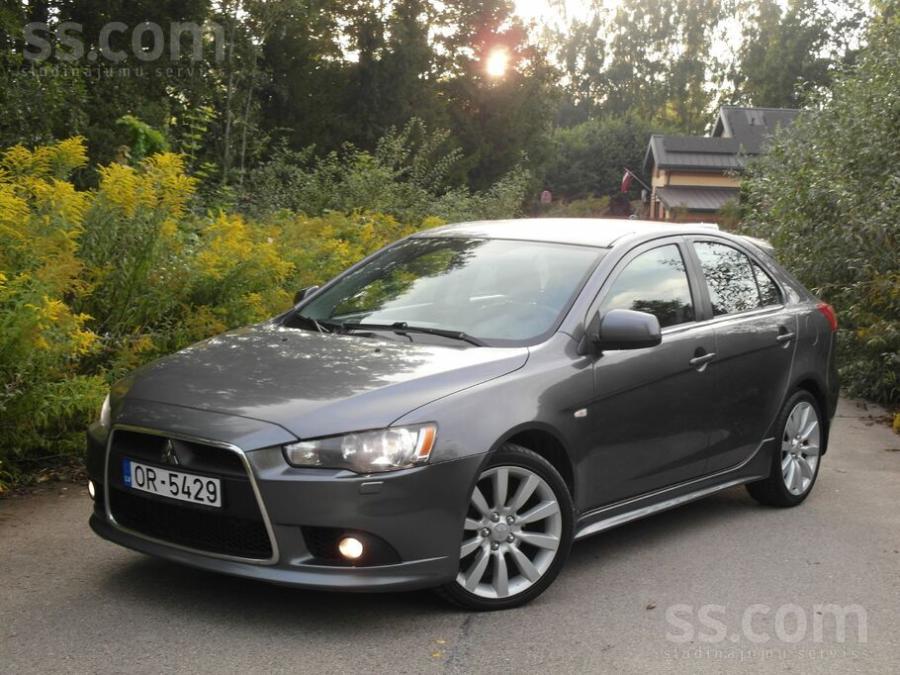 Pelēks Mitsubishi Lancer 2010 Rīga, ar dzinēja tilpumu 1.80 L un nobraukumu 185 tūkst. km par 3550 €, foto 1 vietnē AUTOMOTO.COM.LV