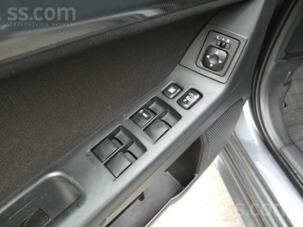 Mitsubishi Lancer 2010 Rīga vietnē Pelēks Mitsubishi Lancer 2010 Rīga, ar dzinēja tilpumu 1.80 L un nobraukumu 185 tūkst. km par 3550 €, foto 9 vietnē AUTOMOTO.COM.LV