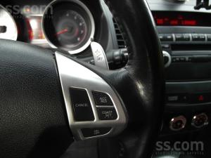 Pelēks Mitsubishi Lancer 2010 Rīga, ar dzinēja tilpumu 1.80 L un nobraukumu 185 tūkst. km par 3550 €, foto 14 vietnē AUTOMOTO.COM.LV